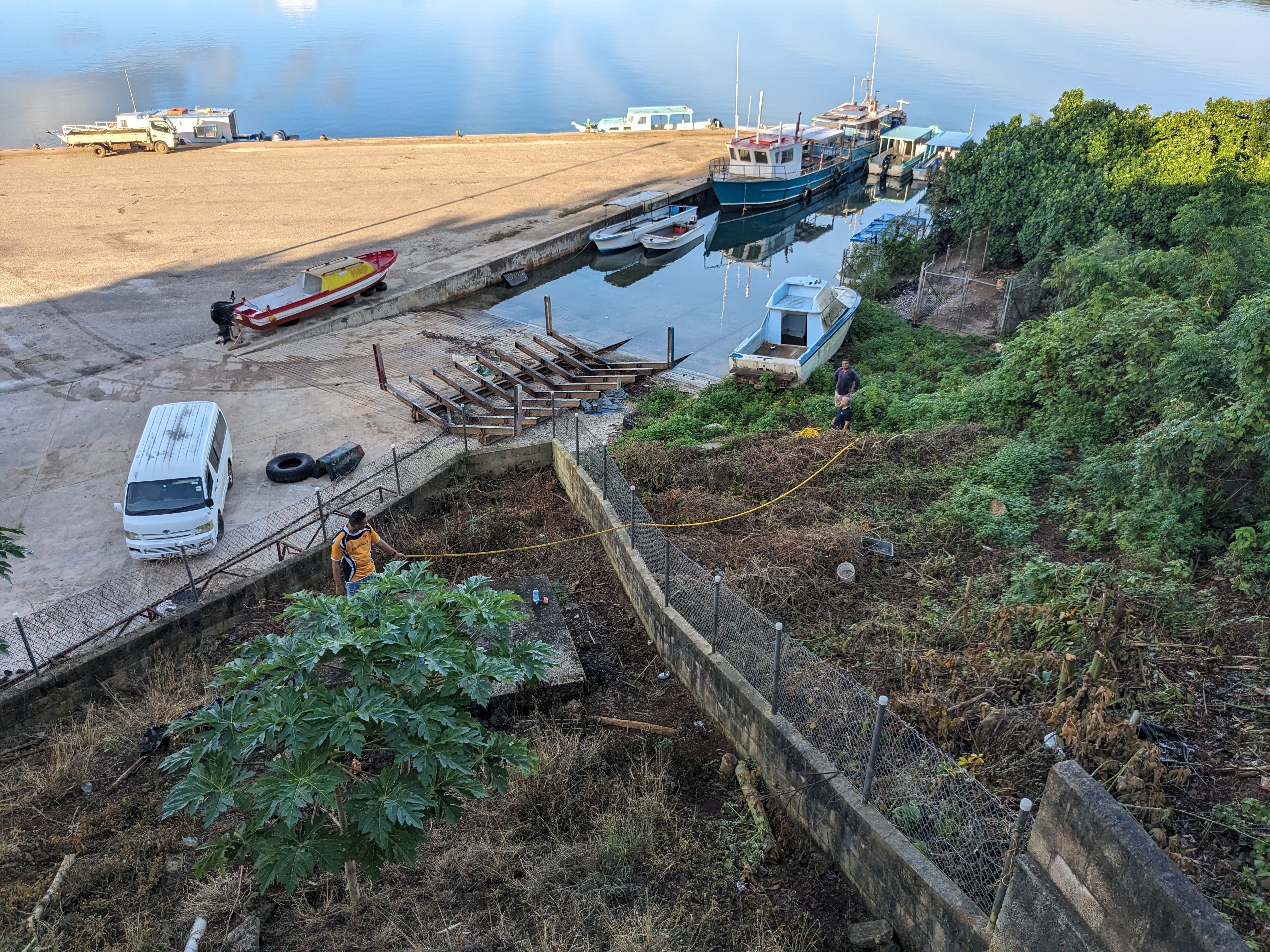 Expanding digital connectivity in Tonga via a second international ...